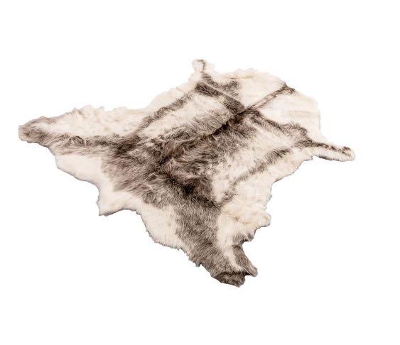 Hooga Brirlle Faux Sheep Fur Rug, Furniture & Home Living, Home Decor ...