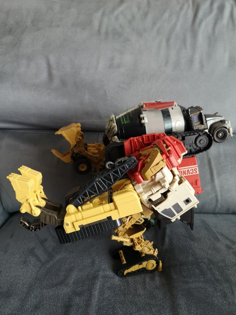 Huge Transformers Devastator ROTF supreme combiner class, Hobbies ...
