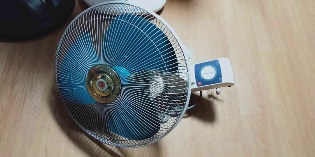 KDK 16 wall fan metal fan blade ,pull String control, Furniture & Home ...
