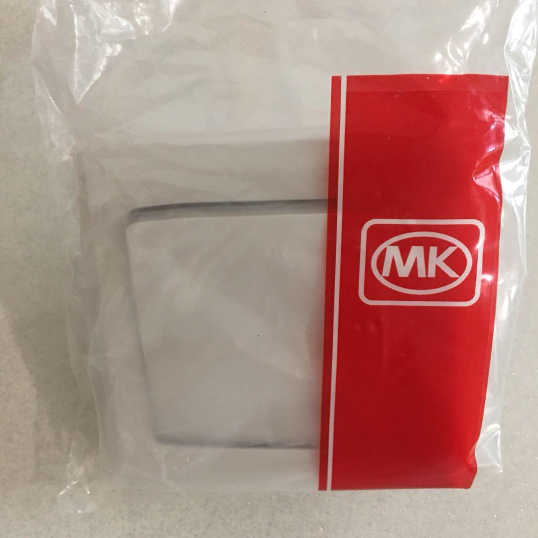 MK Electric 1 Gang 1 Way Light Switch S4781W1, Furniture & Home Living ...