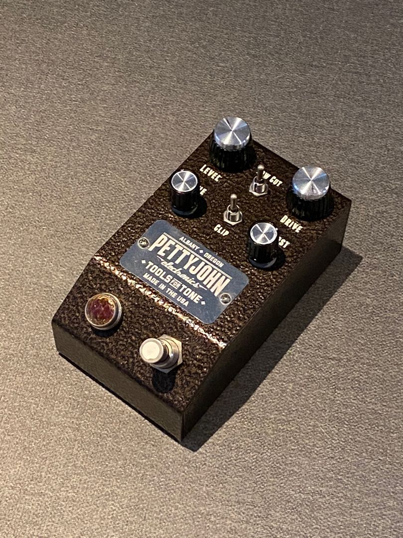 Pettyjohn Chime boost/preamp pedal, Hobbies & Toys, Music & Media ...