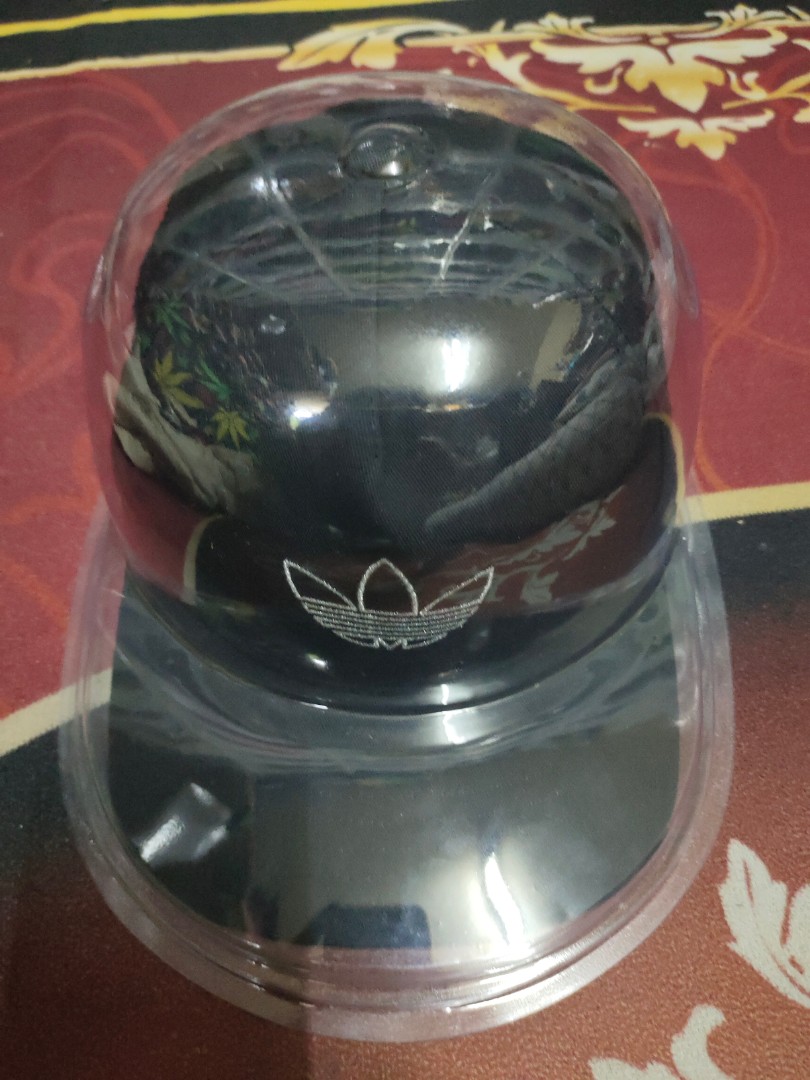 SAMPLE HAT ADIDAS ORIGINAL NEW, Men's Fashion, Watches & Accessories ...