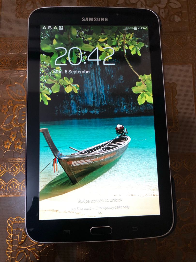Samsung Tablet 8gb, Mobile Phones & Gadgets, Tablets, Android on Carousell