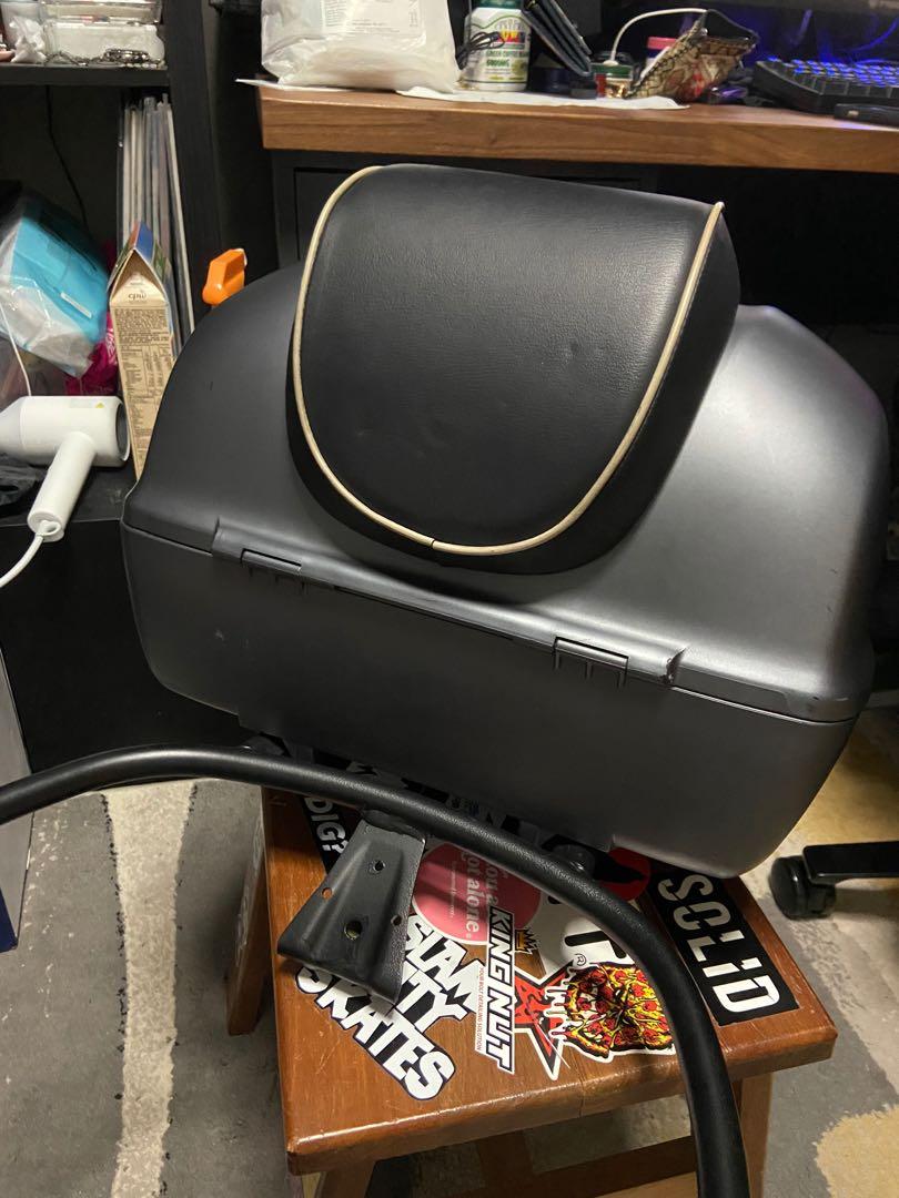 Original Vespa sprint rear box and rack, Motorcycles, Motorcycle ...