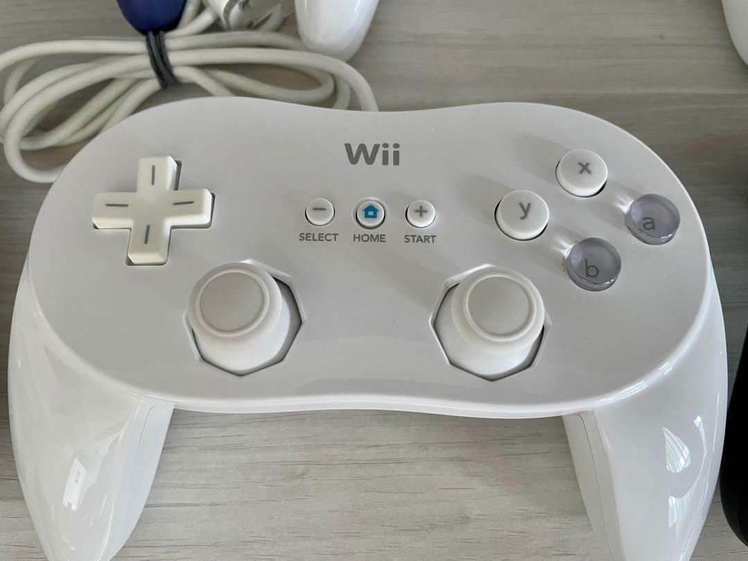 Wii Pro Controllers Classic Original Nintendo legorobin, Video Gaming ...