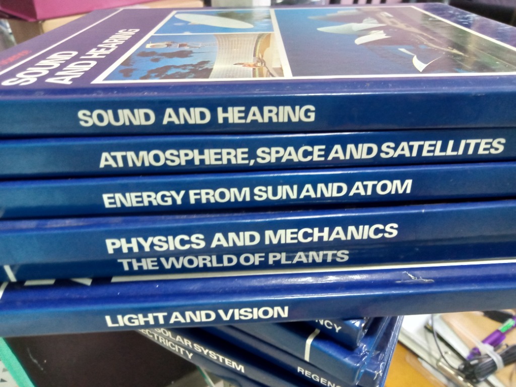 World of science series titles (5 titles ), Hobbies & Toys, Books ...