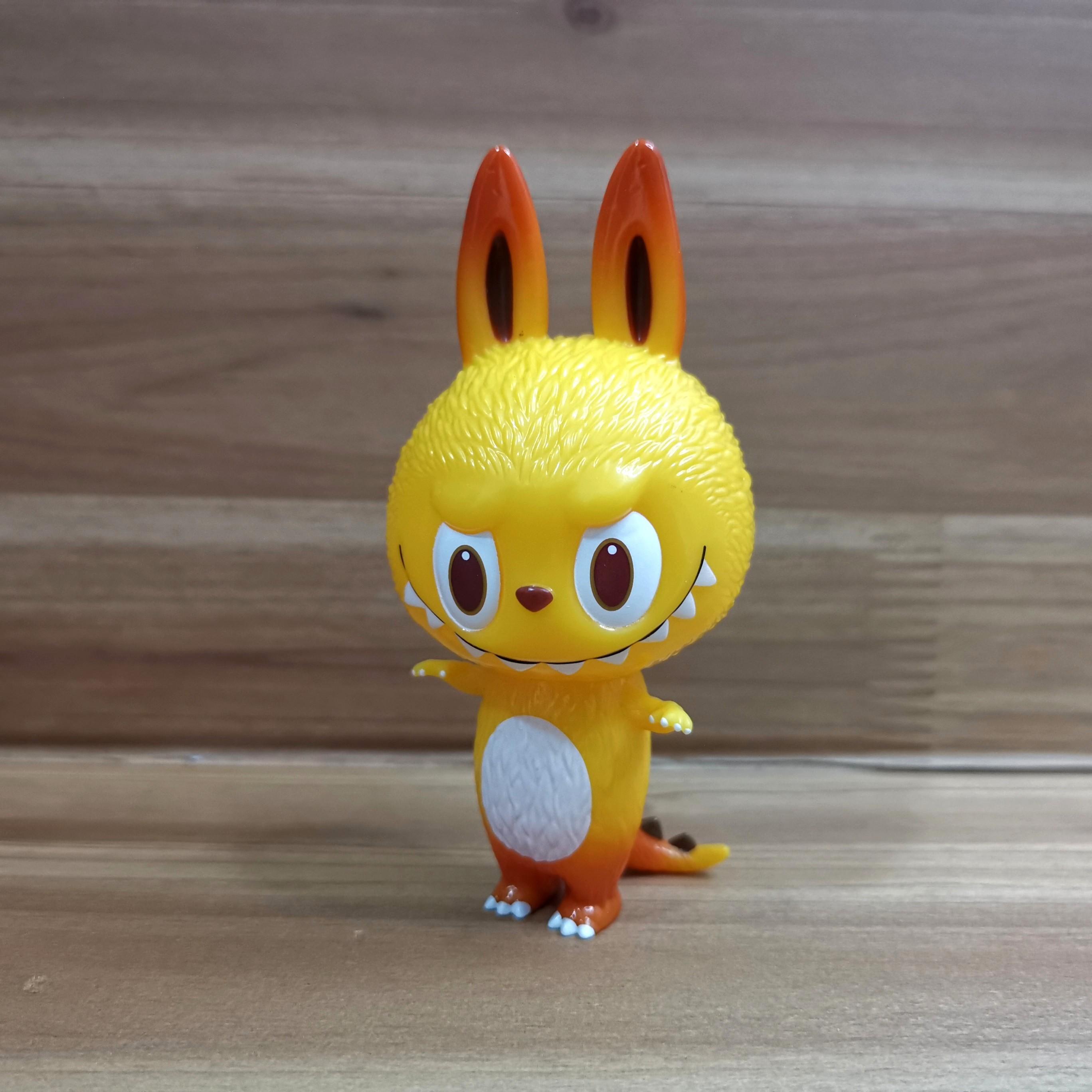 cute zimomo Labubu monster Pop mart how2work molly kasinglung godzilla ...