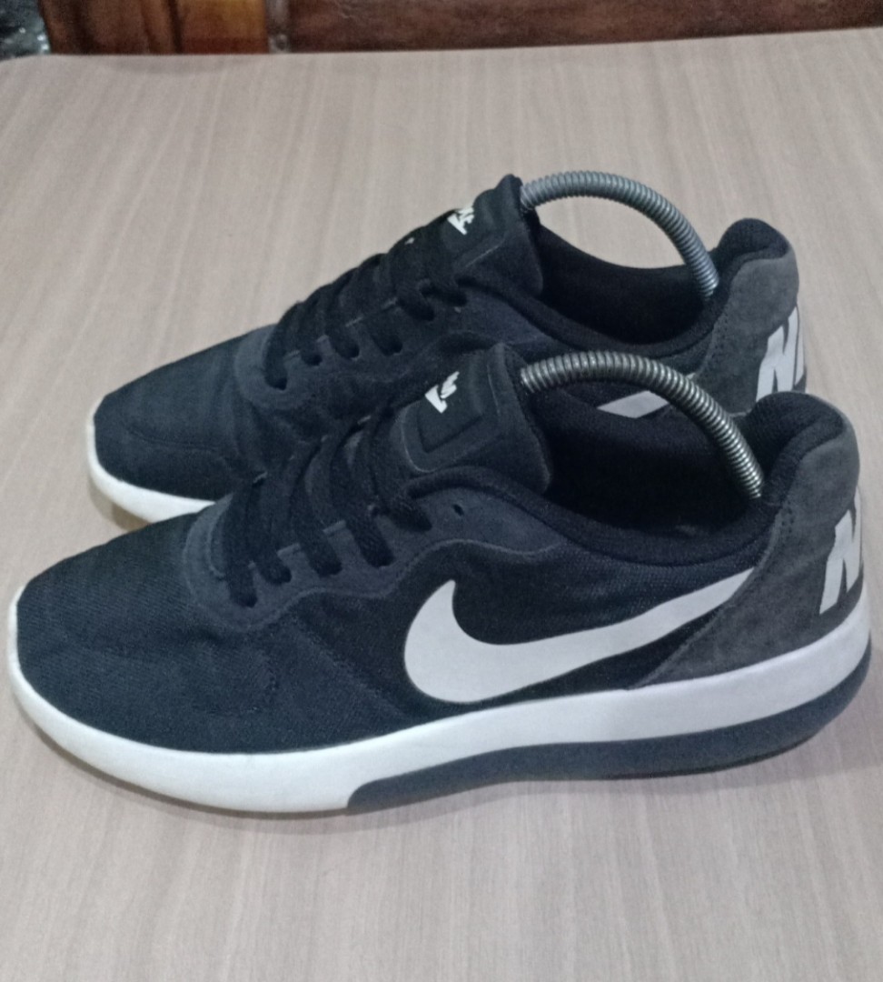 (8uk)(Rm25) Nike MD Runner 2 LW Original, Men's Fashion, Footwear ...