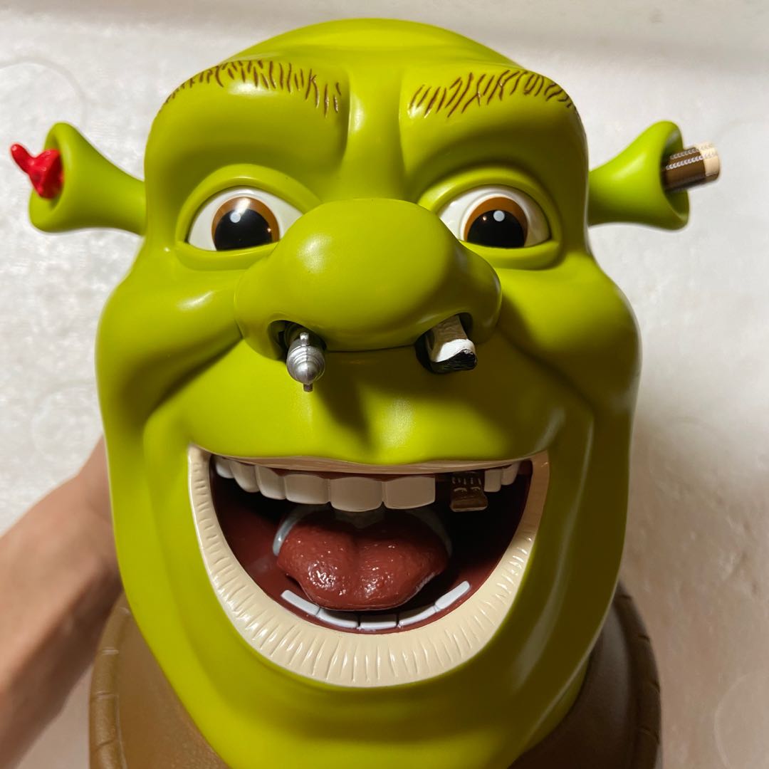 Dreamworks Shrek brain buster surgery talking shrek head 史力加 動手術 清除異物 ...
