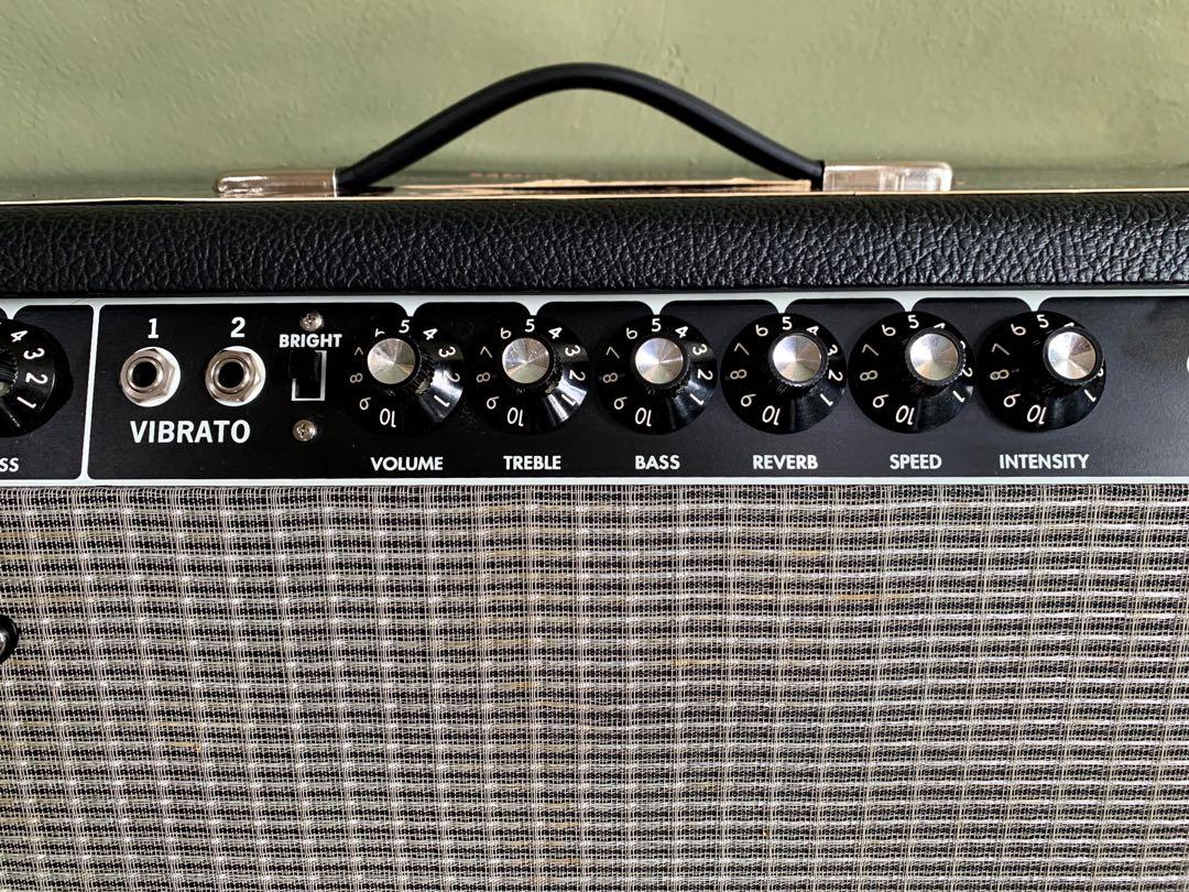 Fender ’64 Vibroverb Custom Reissue - 1x15 USA Hand-wired Blackface Amp ...