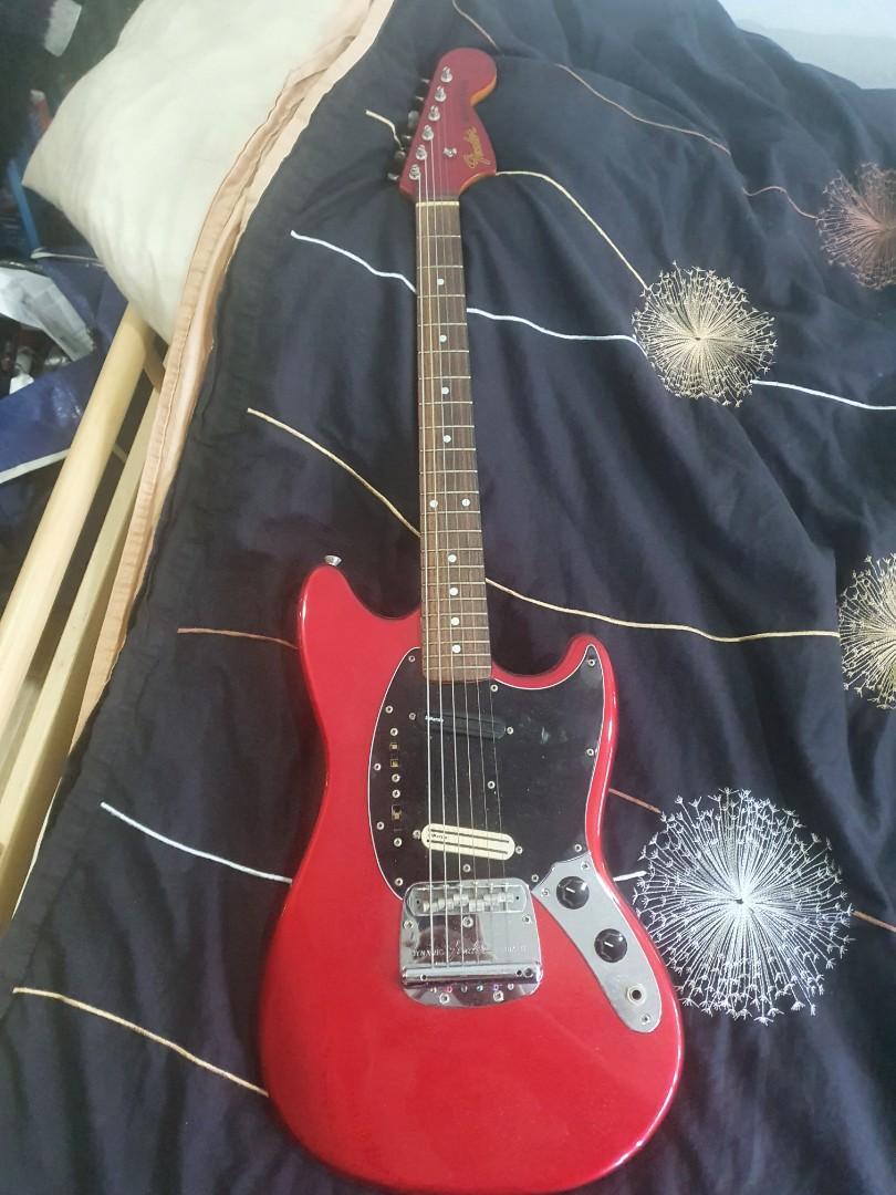 Fender MIJ Mustang, Hobbies & Toys, Music & Media, Musical Instruments ...