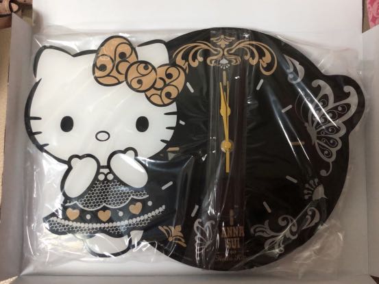 Hello Kitty Anna Sui Clock, Furniture & Home Living, Home Decor, Clocks ...
