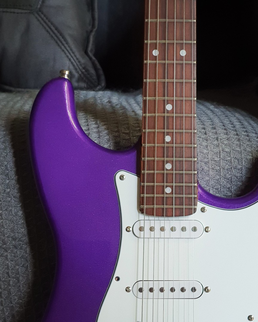 HSS Super Strat with Duncan Distortion, Hobbies & Toys, Music & Media ...