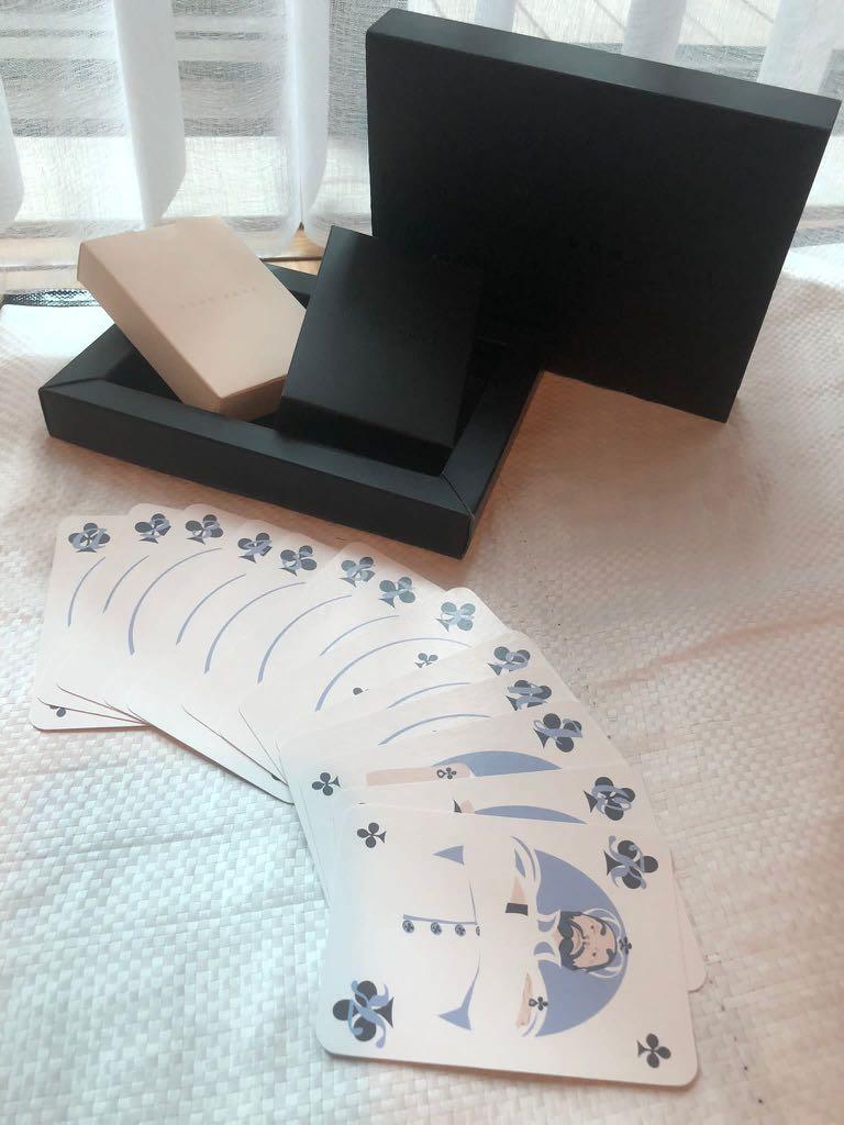 Hugo Boss Playing Cards Boxset, 興趣及遊戲, 玩具 & 遊戲類 - Carousell