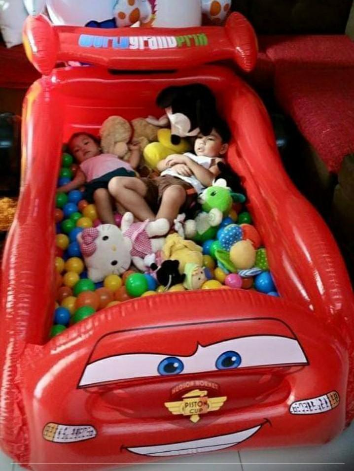 INTEX INFLATABLE CARS LIGHTNING MCQUEEN, Hobbies & Toys, Toys & Games ...