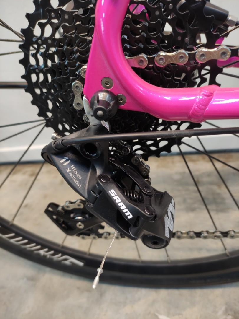 MERIDA Explorer 600 Hybrid Bike, Sports Equipment, Bicycles & Parts ...