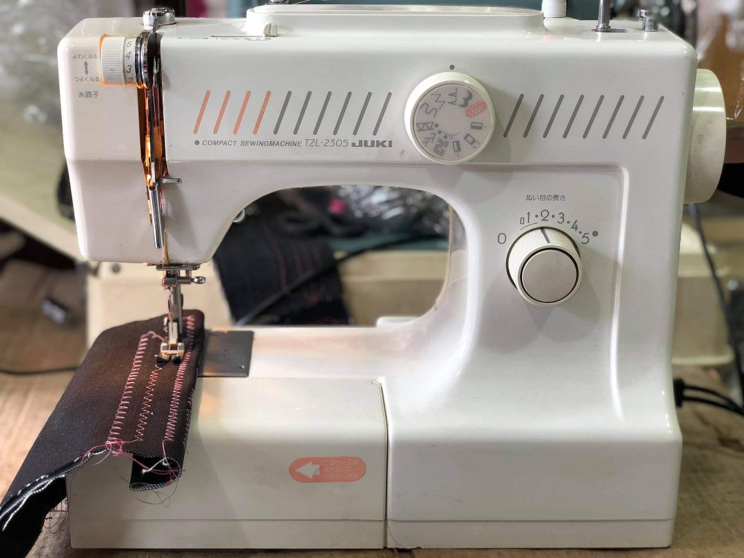 RUSH PORTABLE SEWING MACHINE, Hobbies & Toys, Stationary & Craft, Other ...