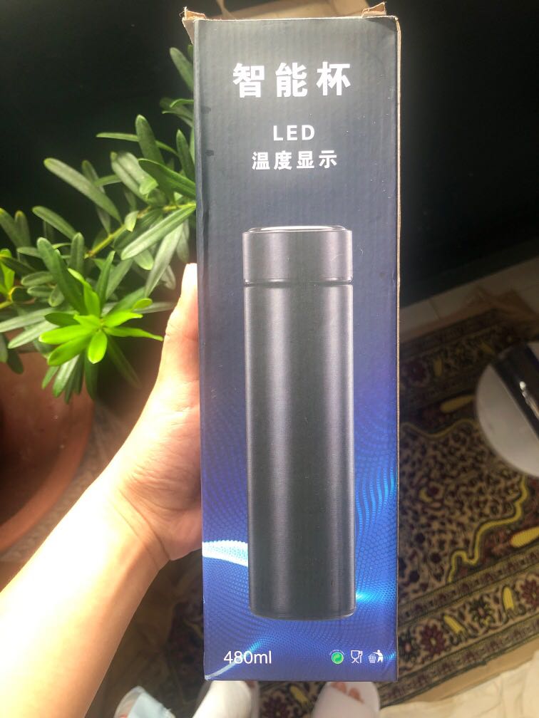 Thermos flask w temp control, Furniture & Home Living, Kitchenware ...