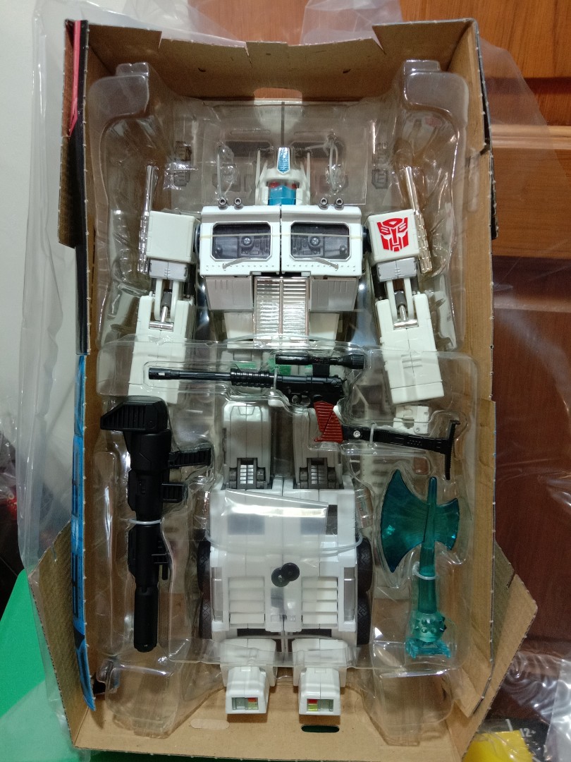 Transformers Masterpiece MP-2 Ultra Magnus, Hobbies & Toys ...