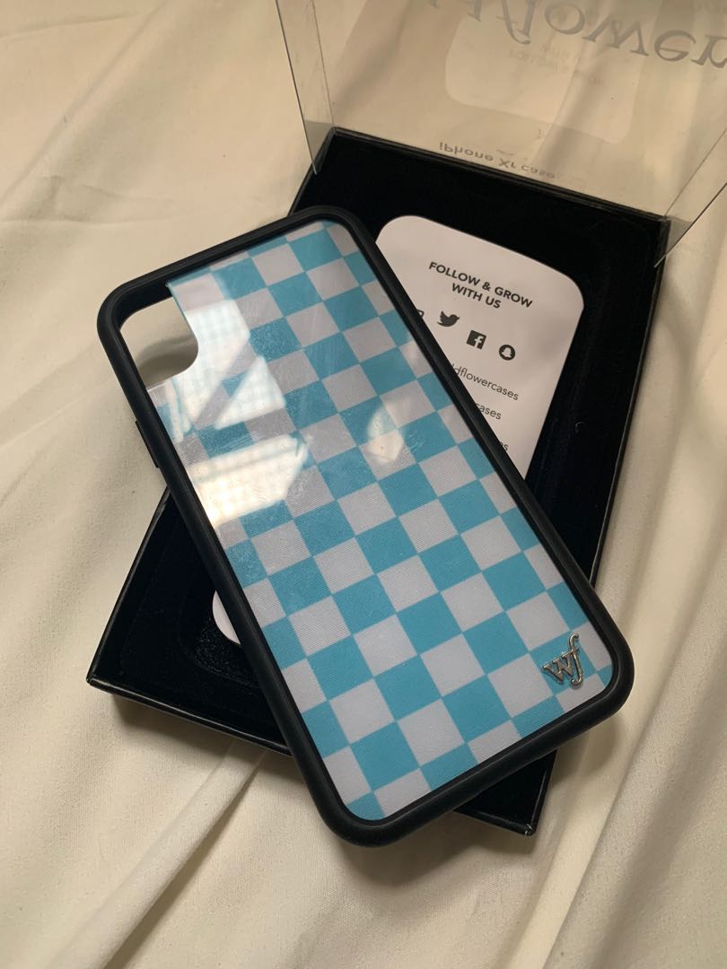 Wildflower Blue Checkers for XR, Mobile Phones & Gadgets, Mobile ...