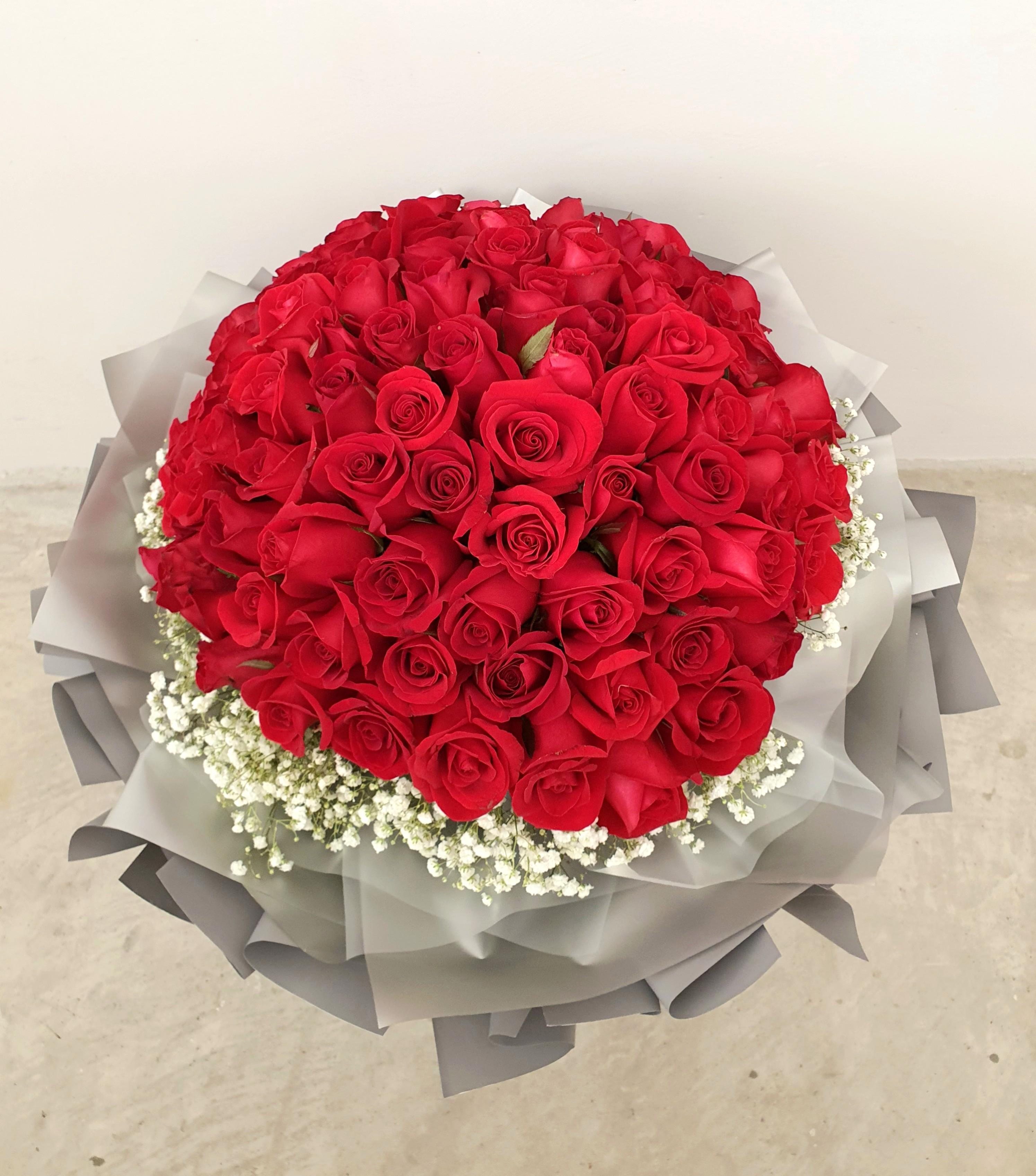 99 Stalk Roses Bouquet, Hobbies & Toys, Stationery & Craft, Flowers ...