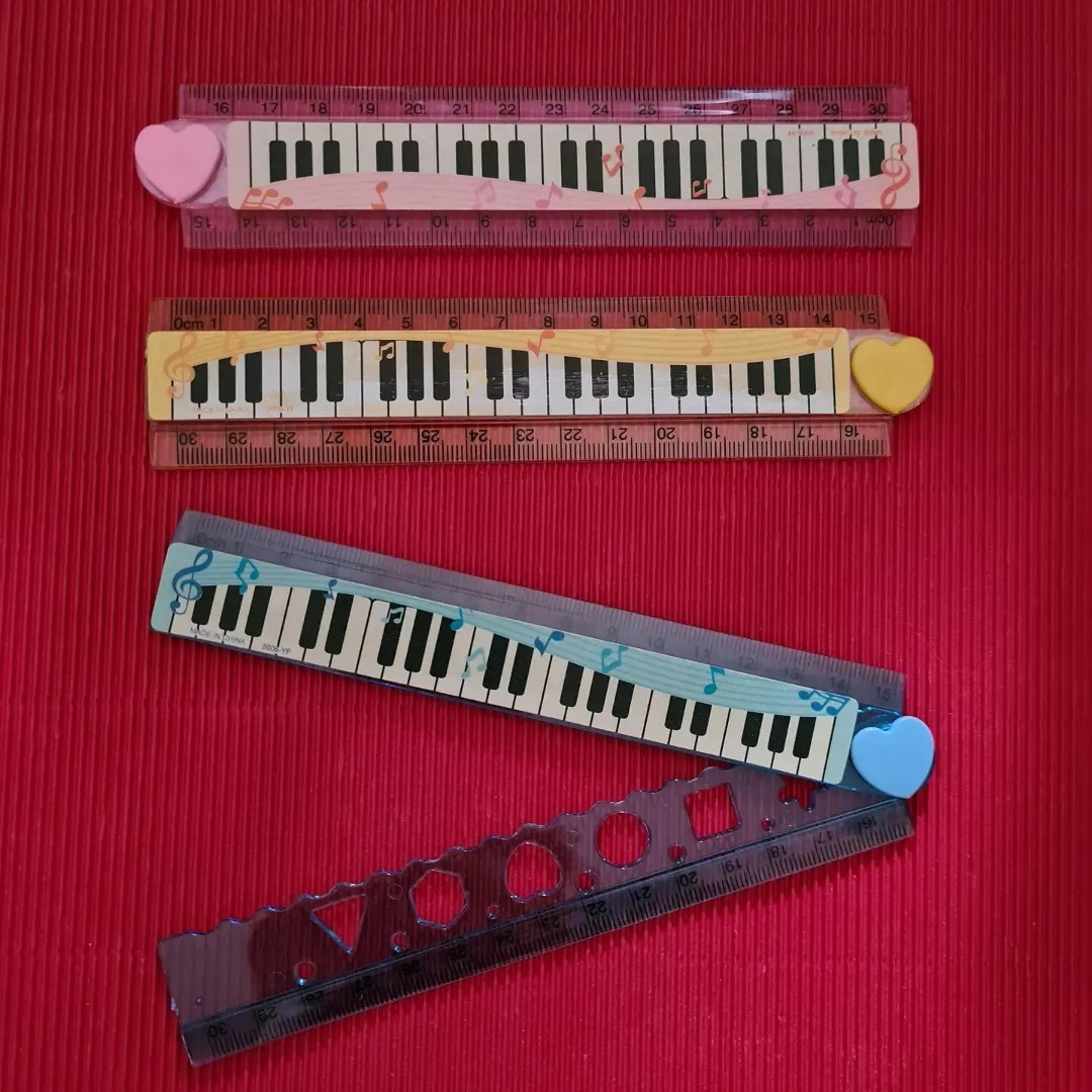 Plastic extendable ruler, Hobbies & Toys, Stationery & Craft, Other ...