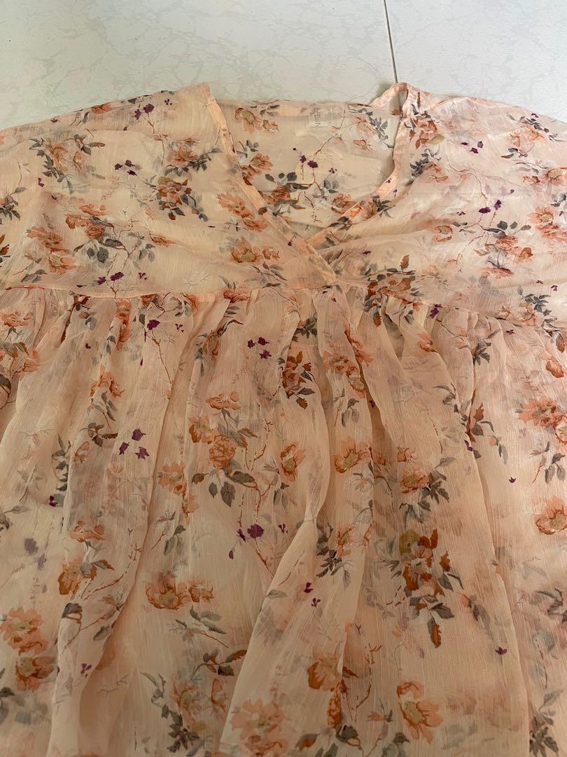 giveaway set, Women's Fashion, Tops, Blouses on Carousell