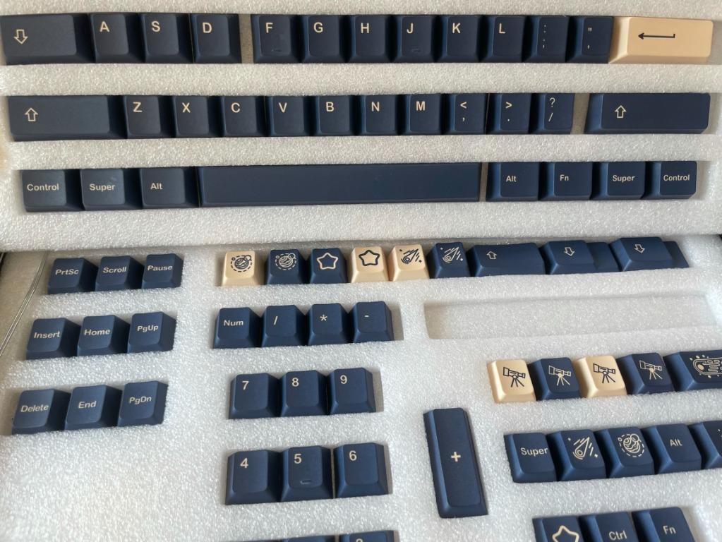 GMK Stargaze Theme Keycap Set - 132 keys, Computers & Tech, Parts ...