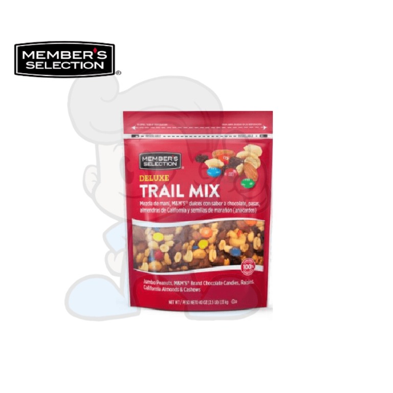 Member's Selection Deluxe Trail Mix 40oz., Food & Drinks, Packaged ...