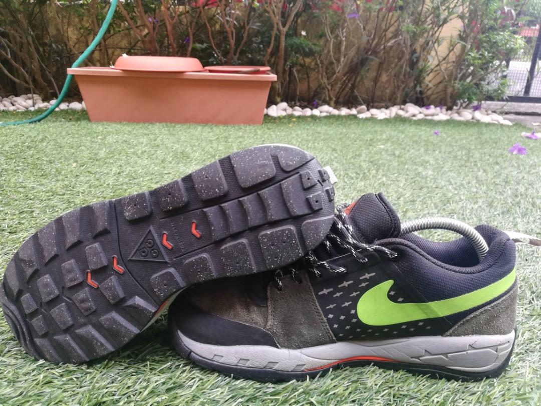 Nike ACG 6.5uk, Men's Fashion, Footwear, Sneakers on Carousell