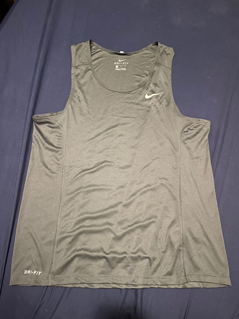 Nike Sando, Men's Fashion, Activewear on Carousell