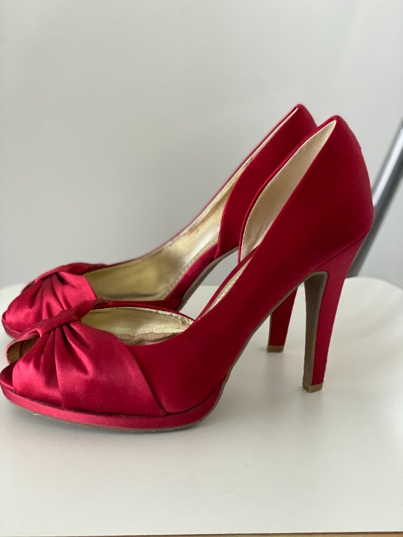 Nine West. Red, satin heels., Women's Fashion, Footwear, Heels on Carousell