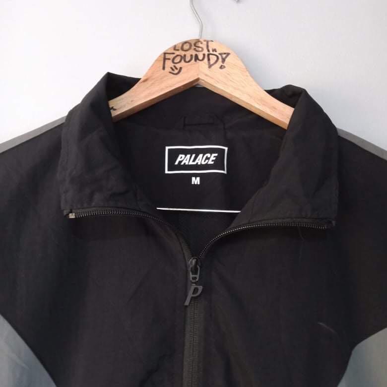 Palace windbreaker jacket reflectorized, Men's Fashion, Coats, Jackets ...