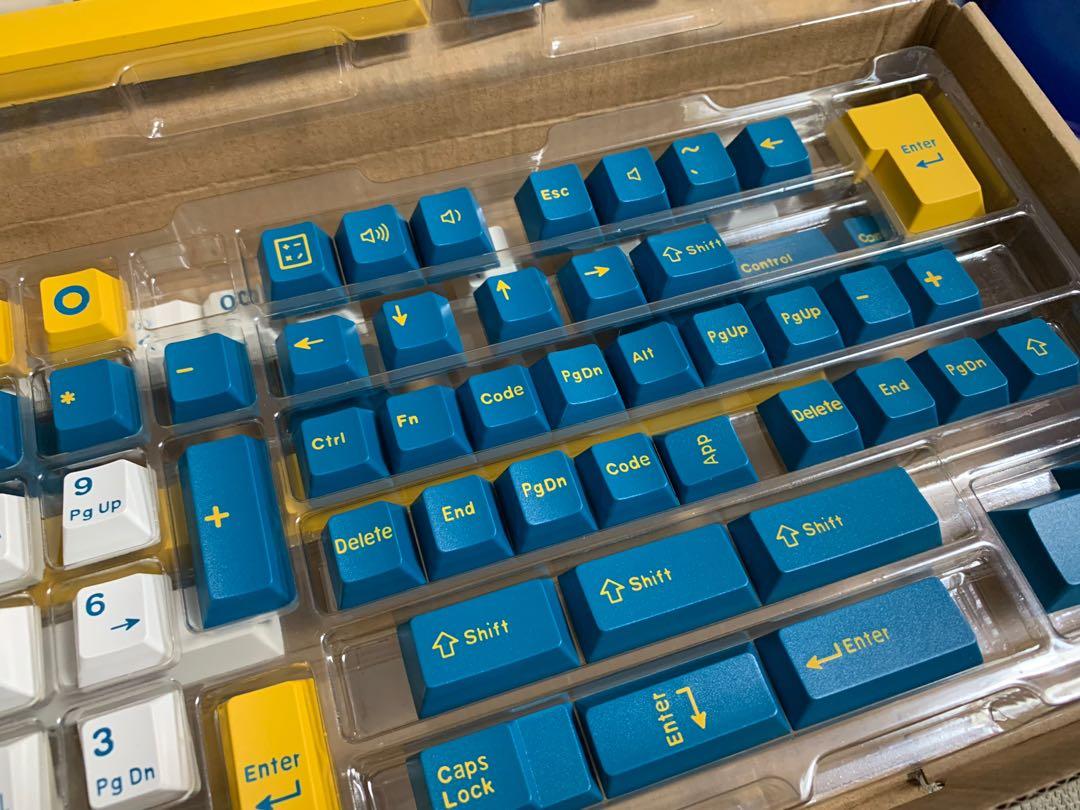 ABS Doubleshot Merlin keycaps ( white / blue / yellow colourway ...