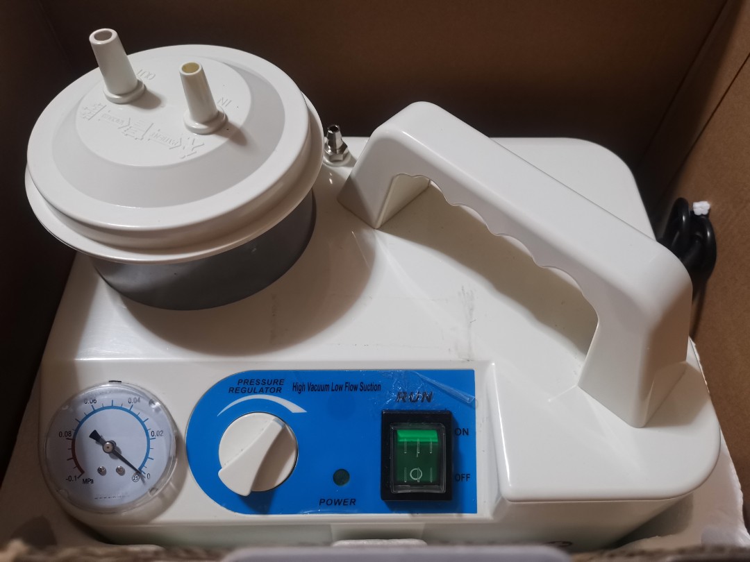 Suction Machine with free Suction Catheters and Nasal Cannula, Health ...