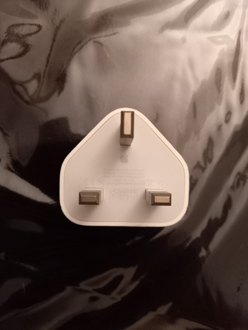 Apple iPhone® Travel Adapter 5W, Mobile Phones & Gadgets, Mobile ...