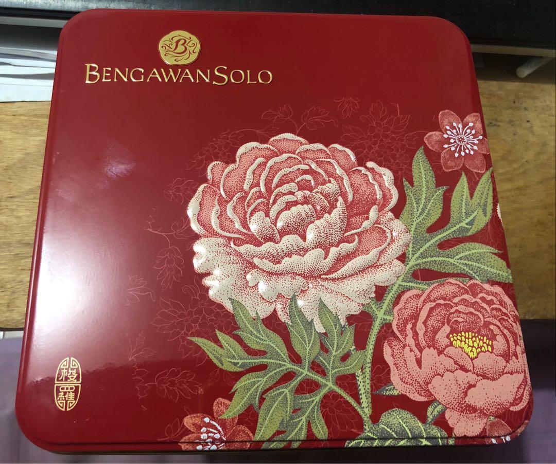 Bengawan Solo Mooncakes, Food & Drinks, Other Food & Drinks on Carousell