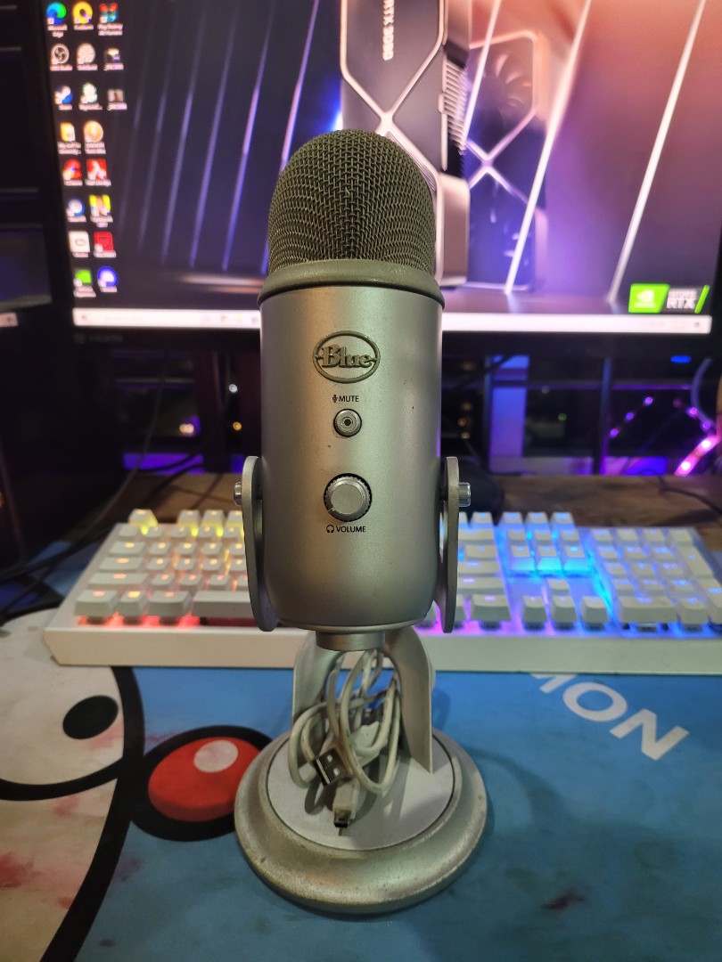 Blue Yeti USB Condenser Microphone, Audio, Microphones on Carousell