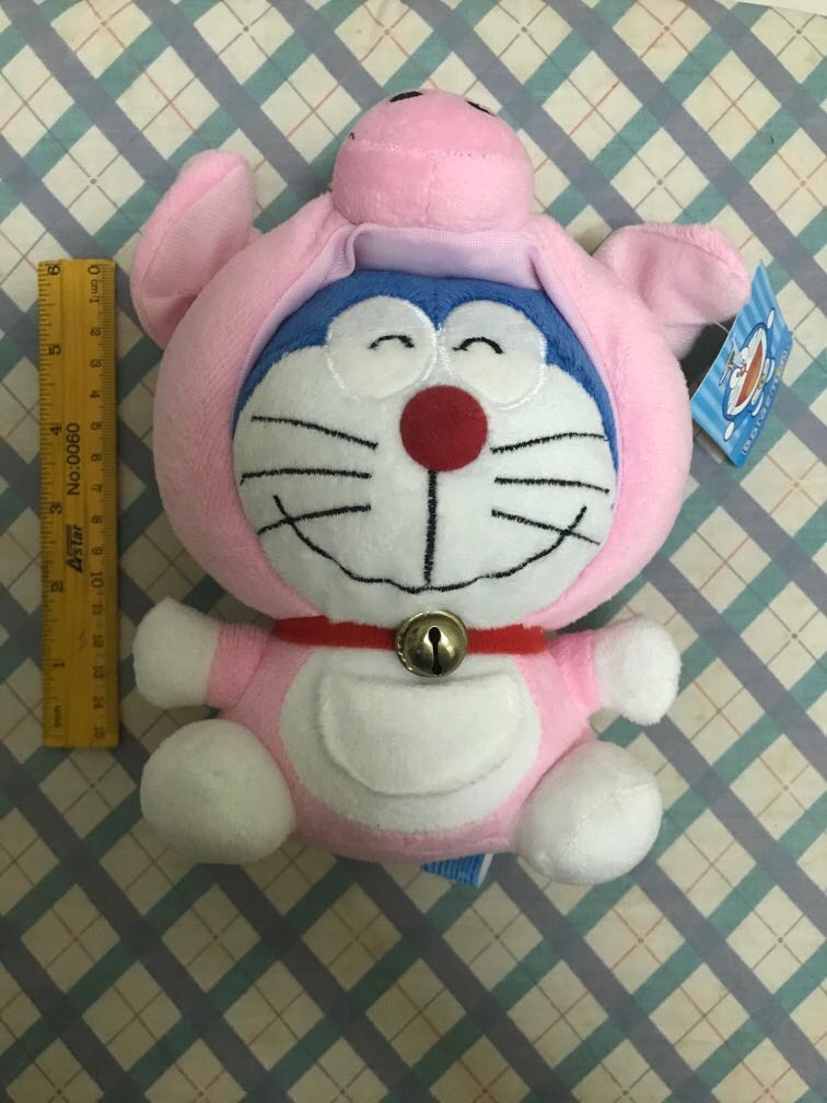 Doraemon with pink pig costume 哆啦A梦 十二生肖 粉红猪造型 玩偶, Hobbies & Toys ...