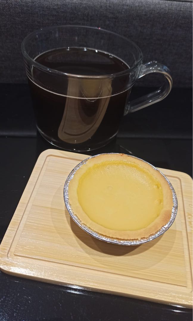 Egg tarts (6 tarts), Food & Drinks, Homemade Bakes on Carousell