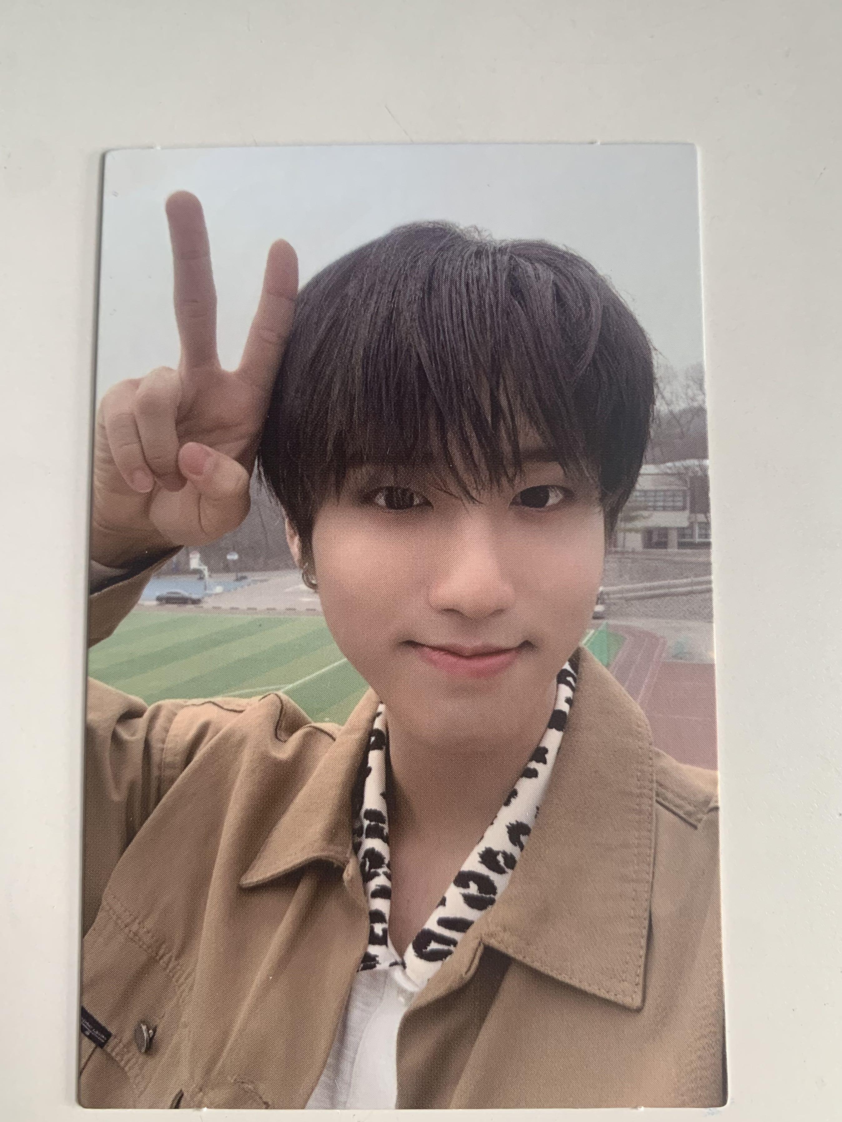 HAN GO LIVE DOUBLE SIDED PC, Hobbies & Toys, Memorabilia & Collectibles ...