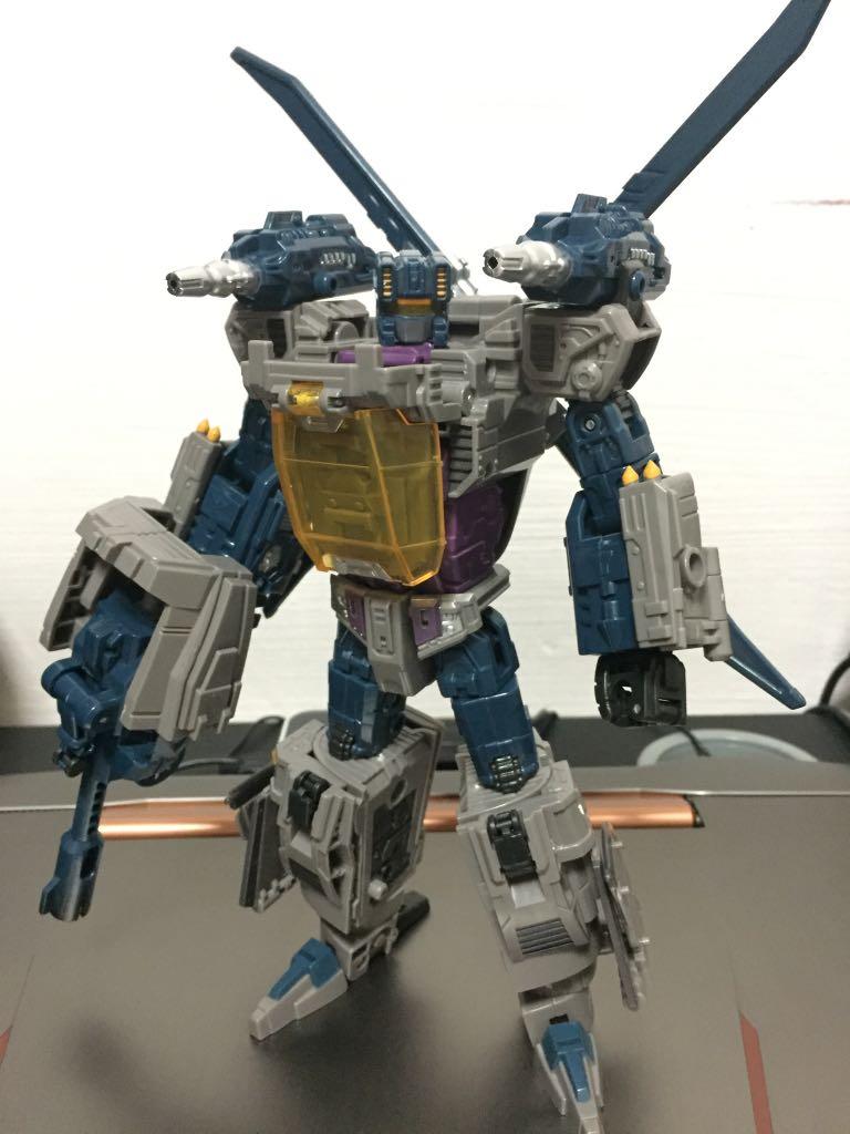 Jinbao KO oversized Warbotron, Hobbies & Toys, Toys & Games on Carousell