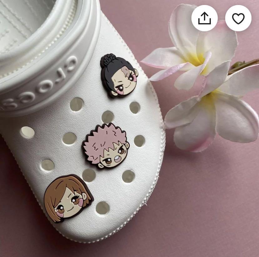 Jujutsu Kaisen Crocs Jibbitz (Authentic CRYMECAT fanmerch), Hobbies ...