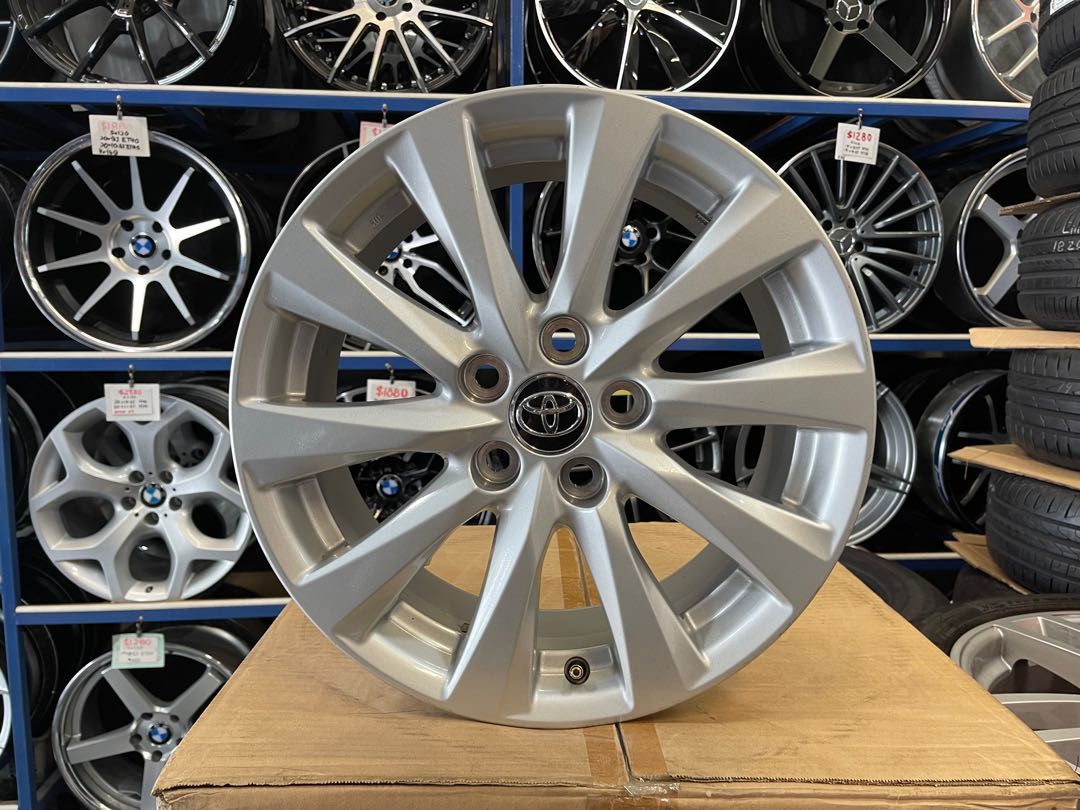 17”Toyota Original Rim (Take Off New Car), Car Accessories, Tyres ...