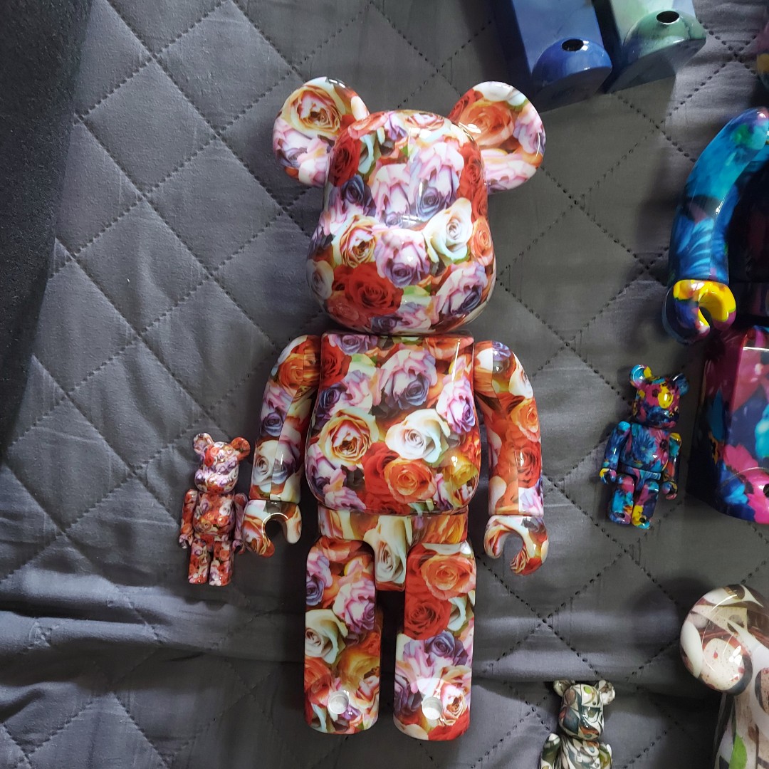Bearbrick Mika Ninagawa Rose 100 and 400%, Hobbies & Toys, Memorabilia ...