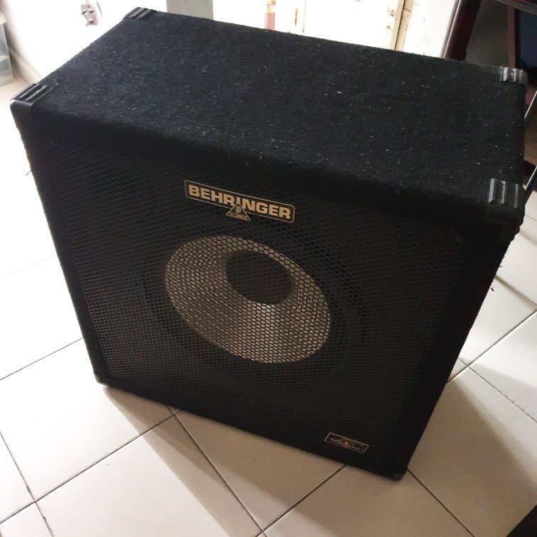 Behringer bass cabinet, Hobbies & Toys, Music & Media, Musical ...