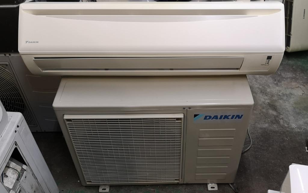 Daikin 2.0HP Used R22 Wall Mounted Type / Non-inverter Type / Price Not ...