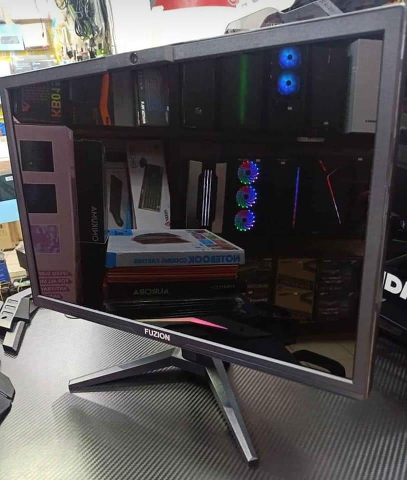 FUZION GAMiNG MONITOR with Built-in Webcam & Speaker Ready, Computers ...