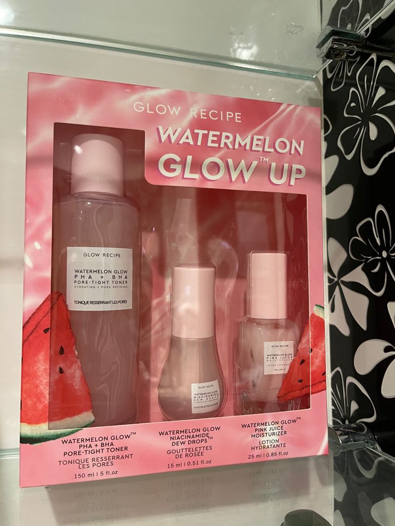 Glow Recipe Watermelon Glowup Set, Beauty & Personal Care, Face, Face ...