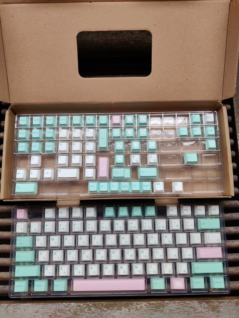 Gmk noel themed pbt keycaps sa kat jtk abs krepublic kbdfans, Computers ...